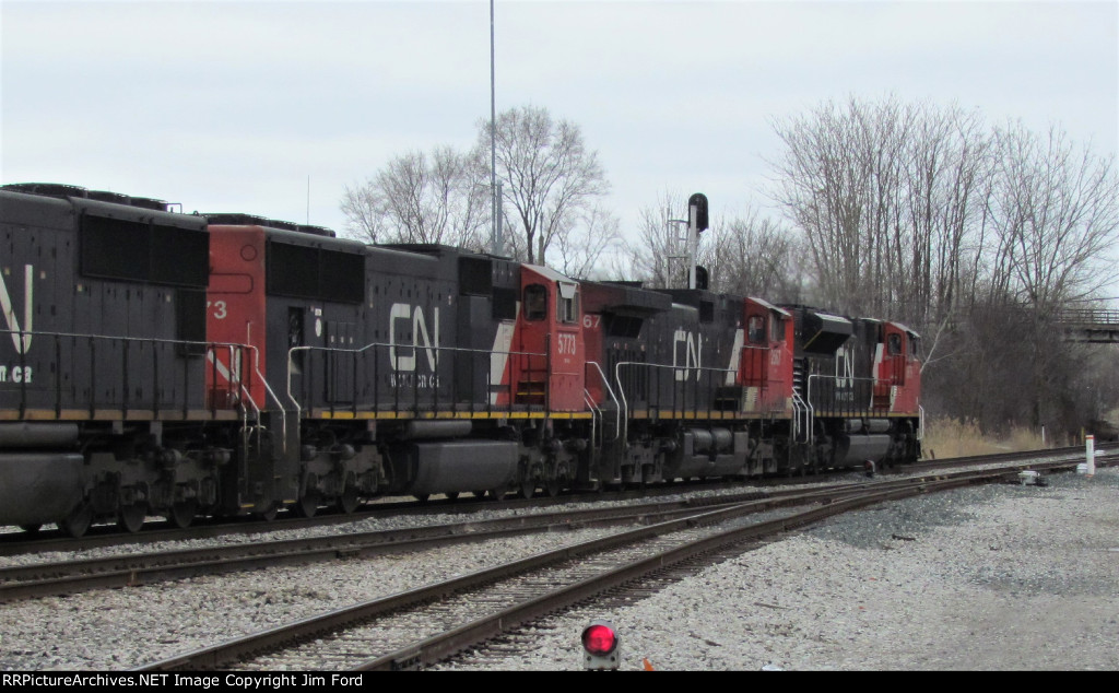CN 5773